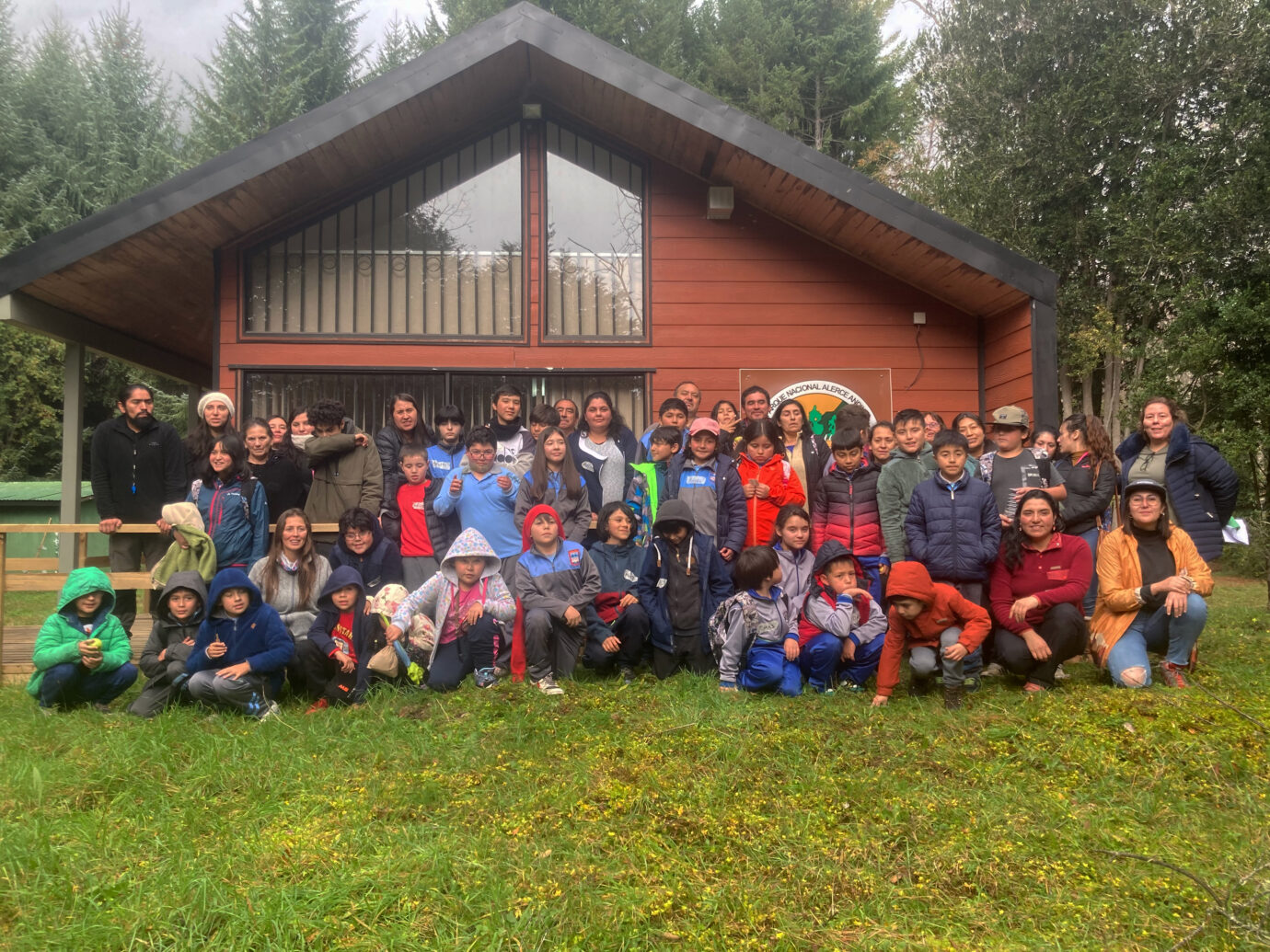 Escolares de la costa del seno de Reloncaví y del valle del río Chamiza, aprendieron sobre ...