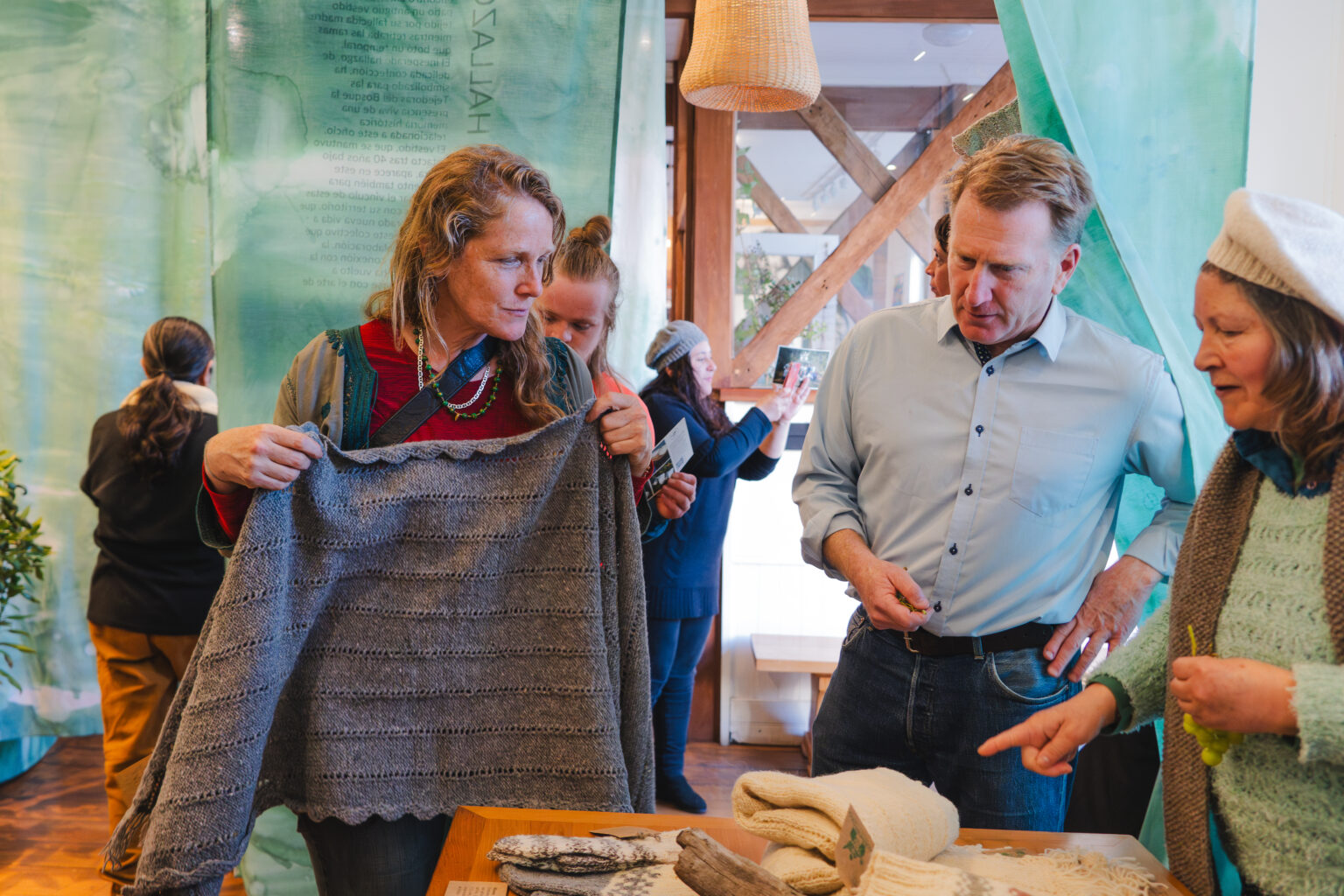 Launch of a textile collection inspired by the biodiversity of Alerce ...